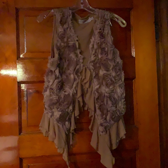Pretty Angel | Jackets & Coats | Pretty Angel Flower Fringe Vest | Poshmark